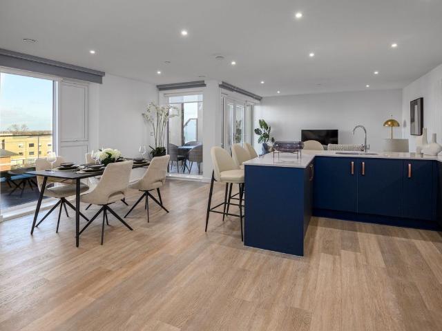 Station Avenue, Walton On Thames KT12, 2 bed flat to rent, £2,202 pcm | PrimeLocation