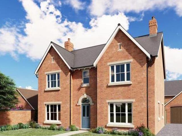 Station Avenue, Houlton, 4 Bedroom Detached