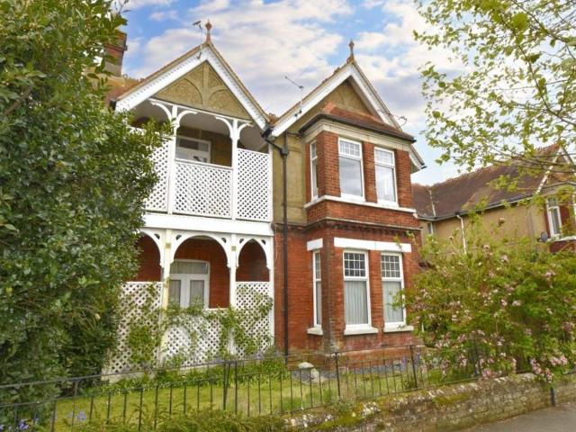 Station Avenue, Sandown PO36, 1 bed flat to rent, £675 pcm | PrimeLocation