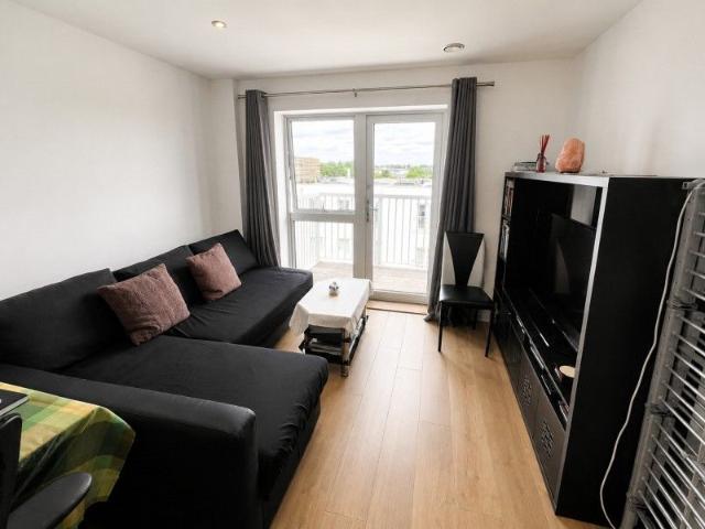 Station Approach, Guildford, Surrey, GU1