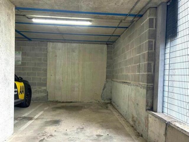 Station Approach, High Point Village, Hillingdon, Garage For Sale