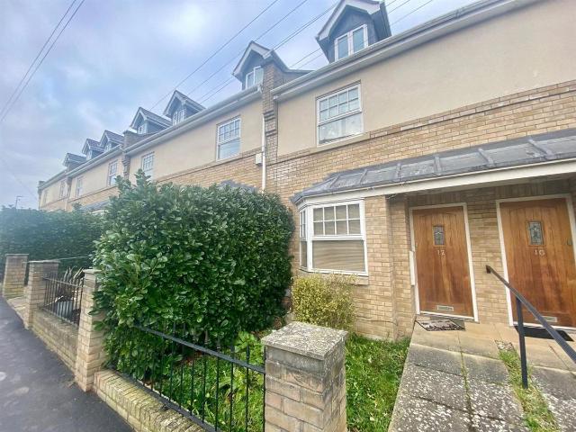 Station Approach, Saxmundham IP17, 3 bed terraced house to rent, £1,200 pcm | PrimeLocation