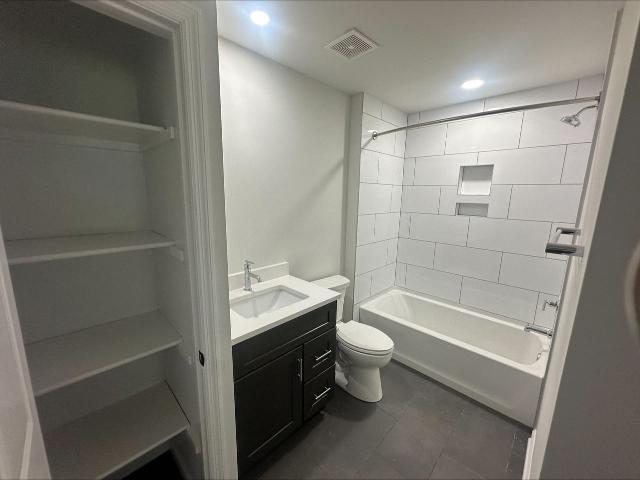 STATION COURT L.L.C. 1 Bedroom Apartment for Rent at 239 Sherman Ave, Berkeley Heights, NJ 07922