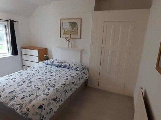 Station Crescent, London NW2, Room to rent, £800 pcm | PrimeLocation