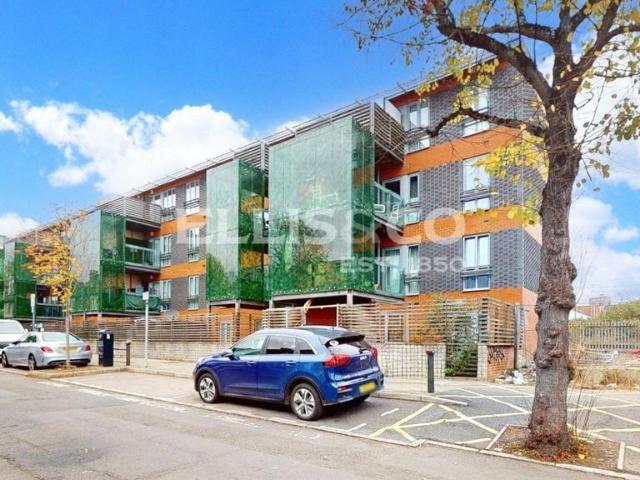 Station Grove, Wembley, HA0 1 bed apartment to rent £1,700 pcm £392 pw