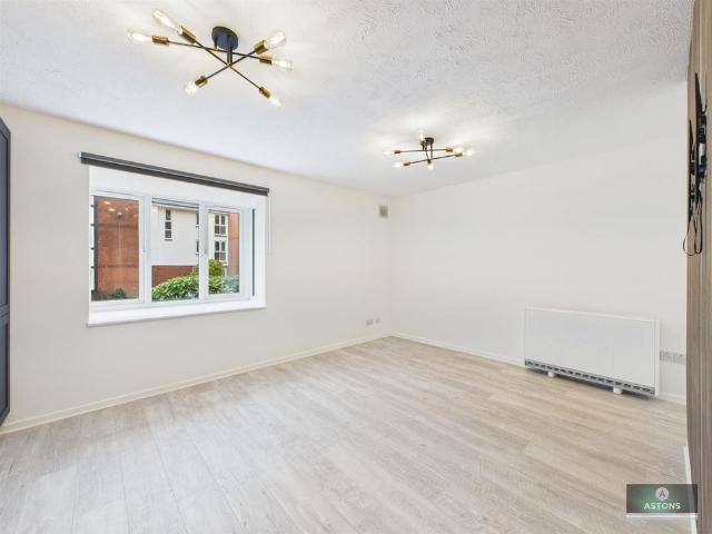 Station Hill, Crawley