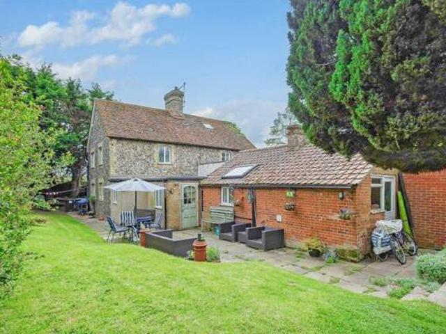 Station Hill, Westmill, 3 Bedroom Semi detached