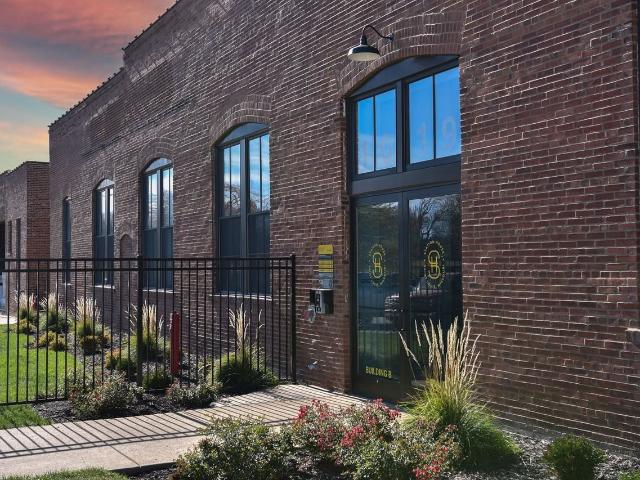 Station House | Near The Loop 1 Bedroom Apartment for Rent at 1019 Skinker Pkwy, Wellston, MO 63112 Wellston