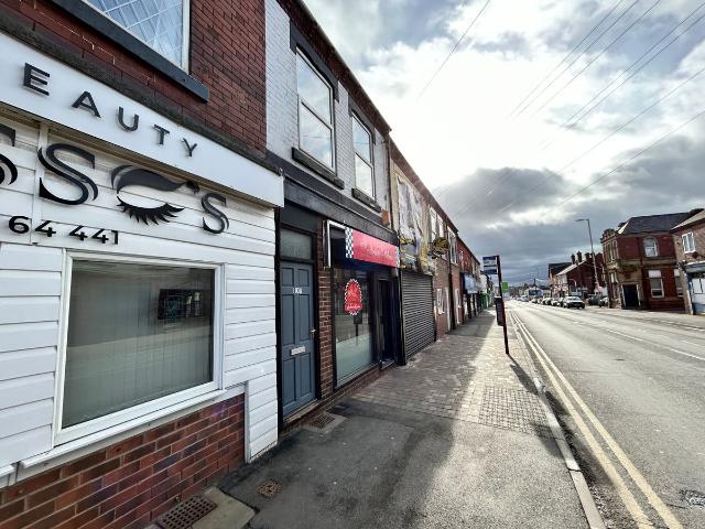Station Lane, Featherstone, Pontefract WF7, 2 bed flat to rent, £675 pcm | PrimeLocation