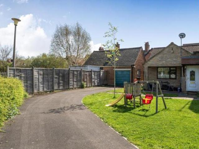 Station Lane, Tewkesbury, 2 Bedroom Bungalow