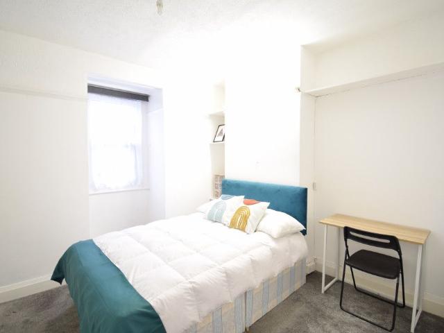 Station Parade, Noel Road, Acton W3, Room to rent, £997 pcm | PrimeLocation