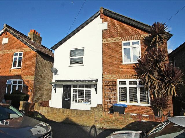 Station Road, Chertsey, Surrey KT16, 2 bed semi detached house to rent, £1,600 pcm | PrimeLocation