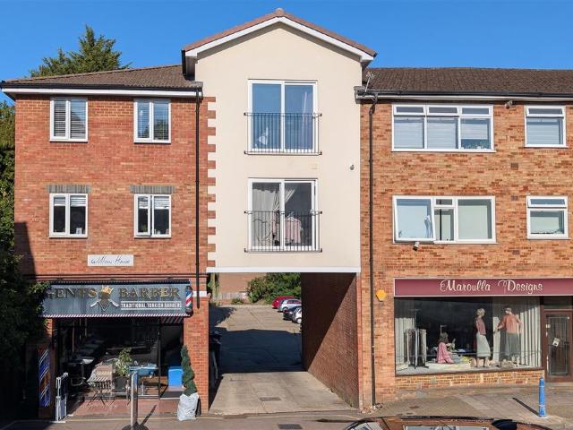 Station Road, Cuffley EN6, 1 bed flat to rent, £1,250 pcm | PrimeLocation