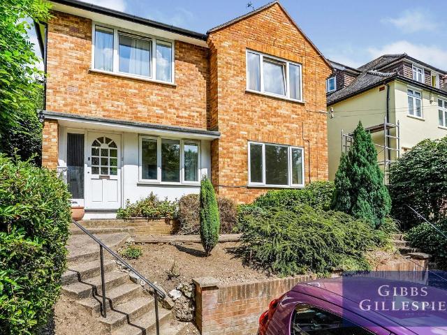 Station Road, Amersham HP7, 2 bed flat to rent, £1,650 pcm | PrimeLocation