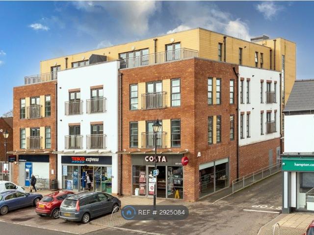 Station Road, Balsall Common, Coventry CV7, 2 bed flat to rent, £1,100 pcm | PrimeLocation