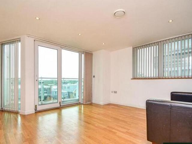 Station Road, Barnet, 2 Bedroom Apartment