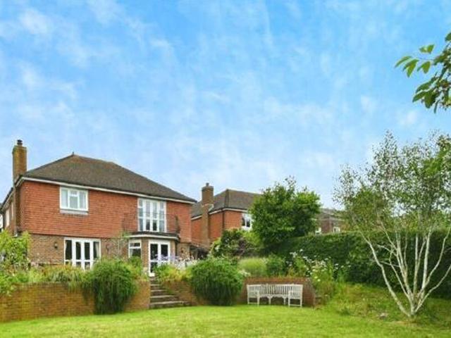Station Road, Berwick, 5 Bedroom Detached