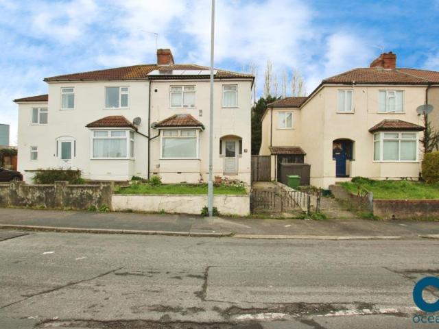 Station Road, Bristol BS34 3 bed terraced house to rent £2,100 pcm £485 pw