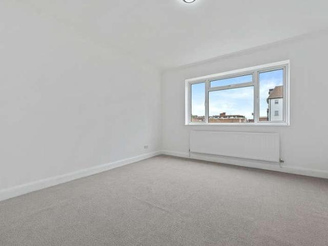 Station Road, Gerrards Cross, Buckinghamshire, SL9