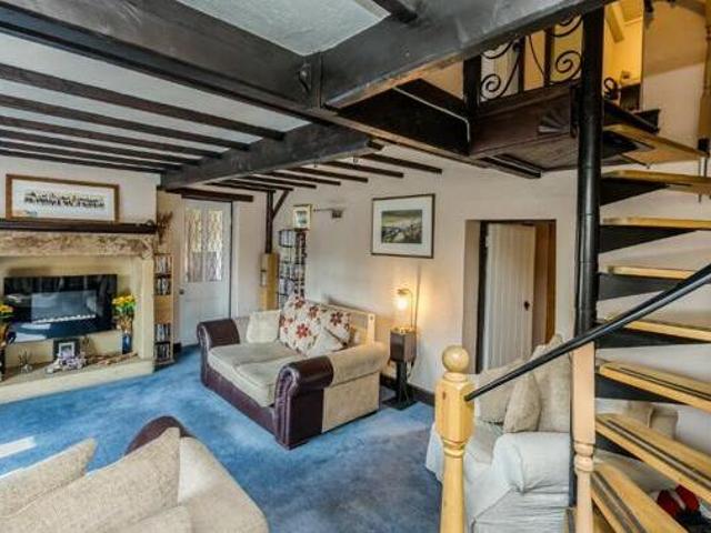Station Road, Fenay Bridge, 3 Bedroom Semi detached