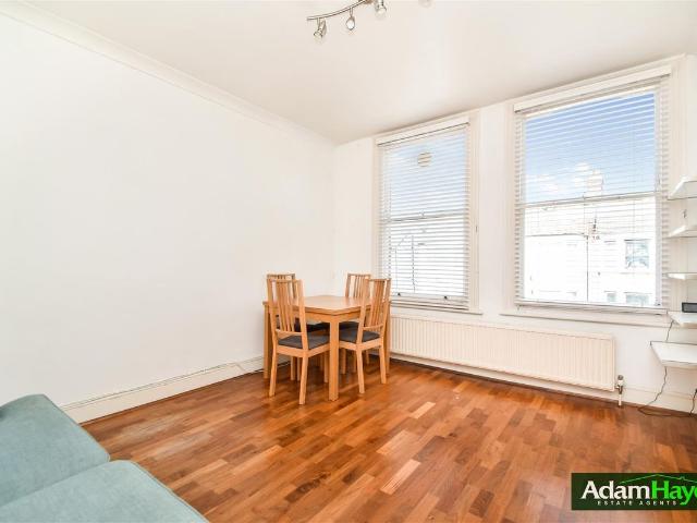 Station Road, Finchley Central N3, 2 bed flat to rent, £1,850 pcm | PrimeLocation
