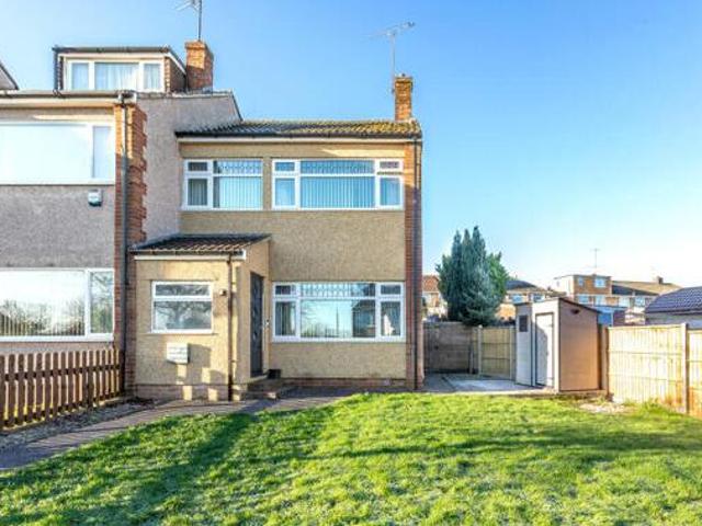 Station Road, Kingswood, 3 Bedroom End