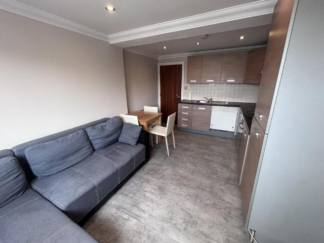 Station Road, HARROW, HA1 2 bed apartment to rent £1,675 pcm £387 pw