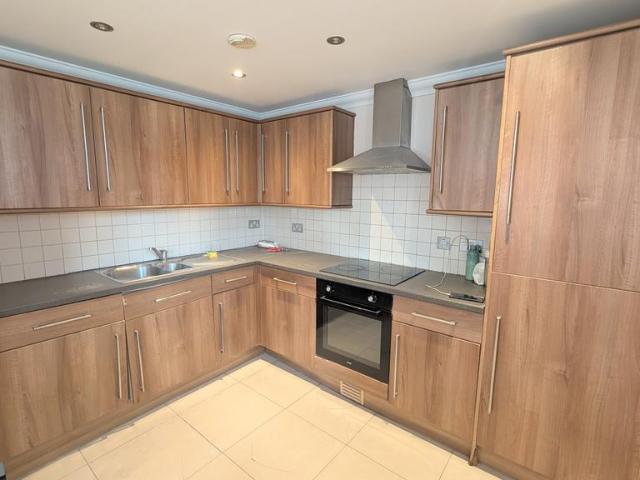 Station Road, Harrow, HA1 2 bed apartment to rent £1,675 pcm £387 pw