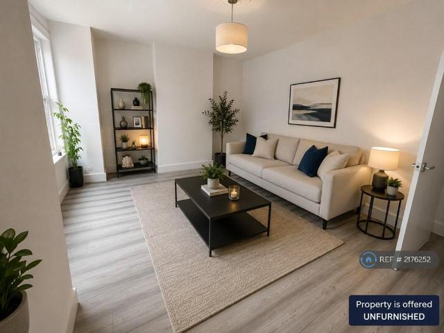 Station Road, Harrow, HA1 2 bed flat to rent £1,795 pcm £414 pw