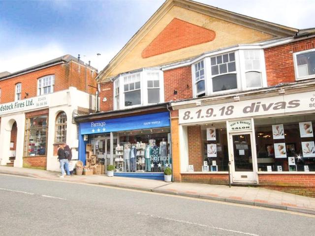 Station Road, Heathfield TN21, 2 bed flat to rent, £950 pcm | PrimeLocation