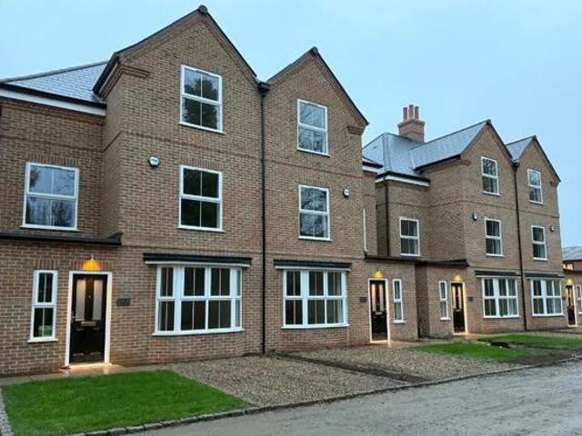 Station Road, Hungerford, 4 Bedroom Semi detached