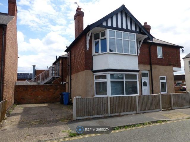 Station Road, Long Eaton NG10, 1 bed flat to rent, £725 pcm | PrimeLocation