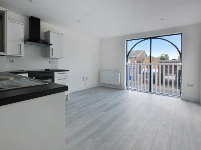 Station Road, Longfield, London