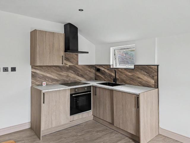 Station Road, London NW4, Studio to rent, £1,375 pcm | PrimeLocation