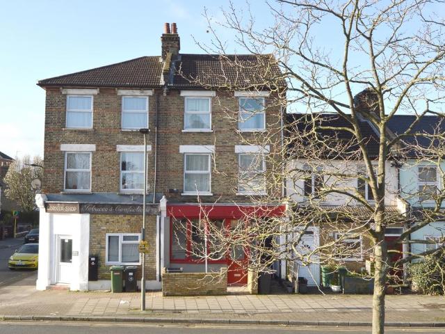 Station Road London SE20 2 bed flat to rent £2,000 pcm £462 pw