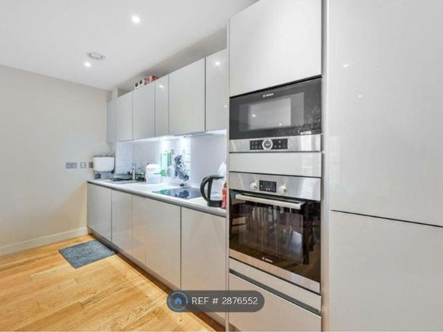 Station Road, Lewisham SE13, 2 bed flat to rent, £2,100 pcm | PrimeLocation