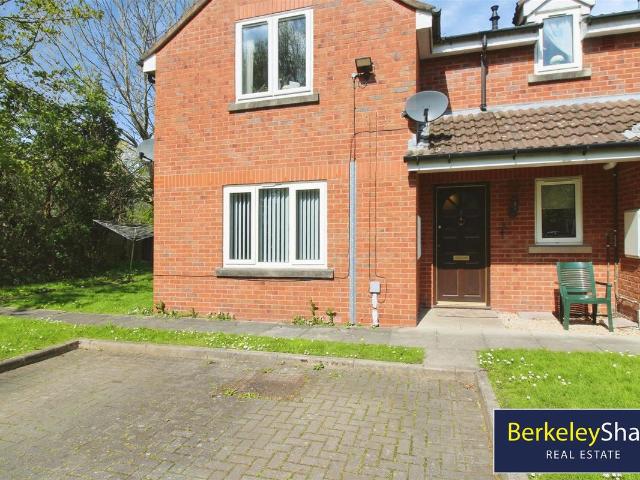 Station Road, Maghull, Liverpool L31, 2 bed flat to rent, £875 pcm | PrimeLocation