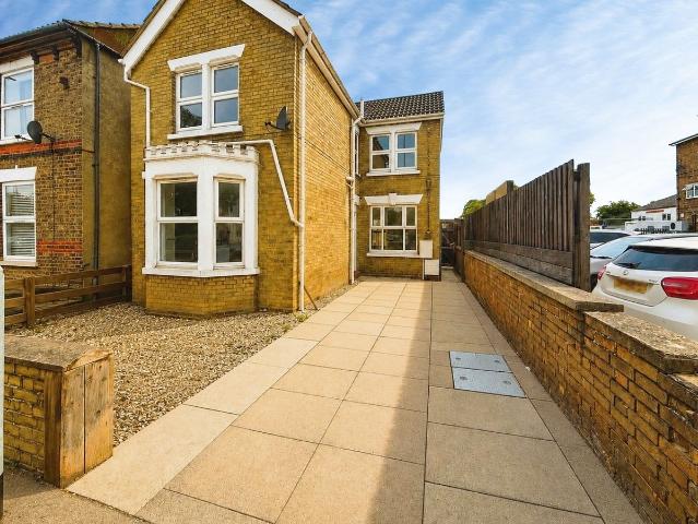 Station Road, March PE15, 3 bed property to rent, £1,200 pcm | PrimeLocation