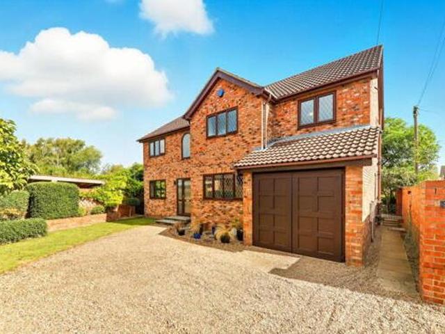 Station Road, Methley, 4 Bedroom Detached