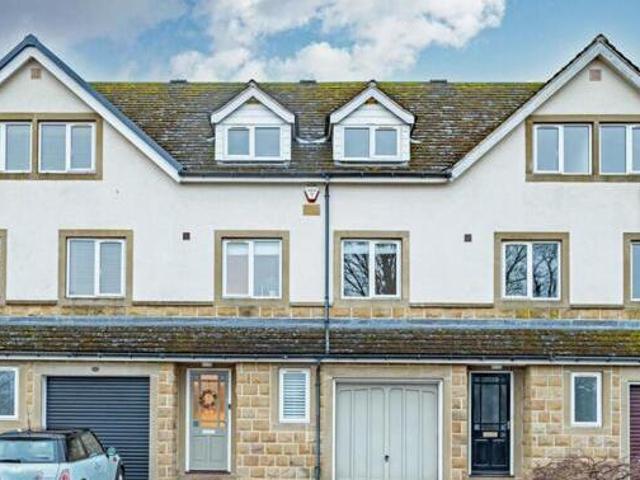 Station Road, Menston, 4 Bedroom Town