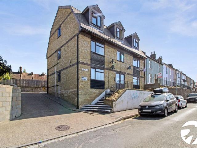 Station Road, Northfleet, Gravesend, Kent DA11, 1 bed flat to rent, £1,000 pcm | PrimeLocation