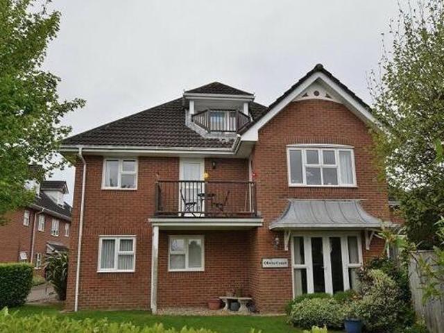 Station Road, New Milton, 3 Bedroom Flat