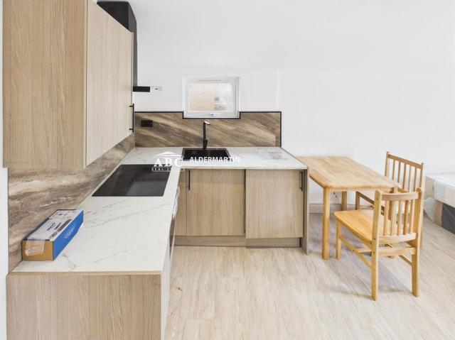 Station Road, NW4 3SX, London