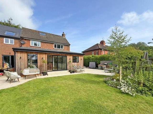 Station Road, Scalby, 3 Bedroom Detached