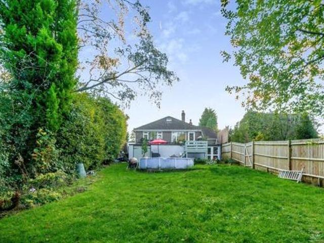 Station Road, Sharpthorne, 3 Bedroom Detached