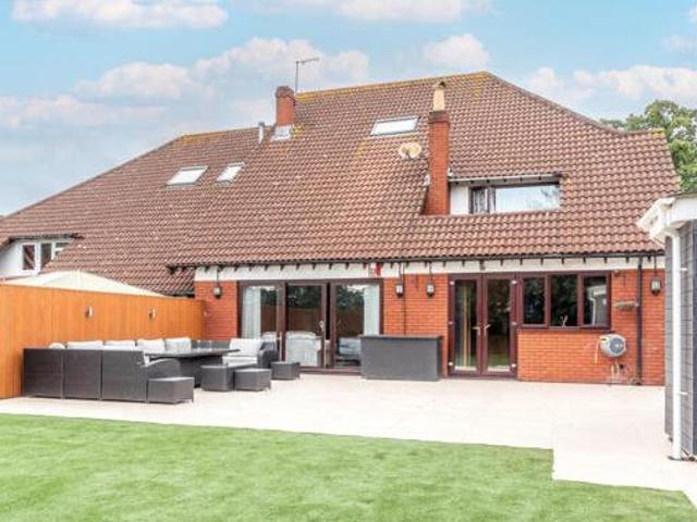 Station Road, Shirehampton, 4 Bedroom Semi detached