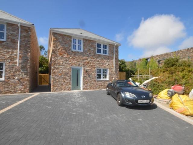 Station Road, Pool, Redruth TR15, 3 bed detached house to rent, £1,500 pcm | PrimeLocation