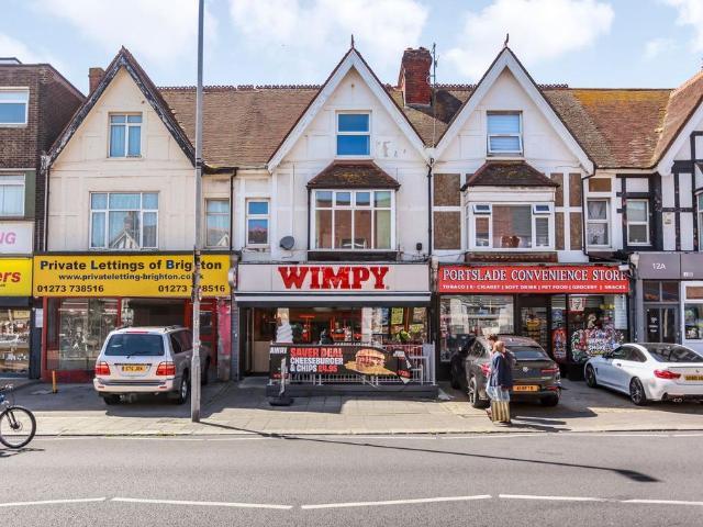 Station Road, Portslade, BN41 4 bed maisonette to rent £1,800 pcm £415 pw