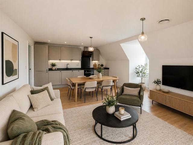 Station Road, Pulborough RH20, 2 bed flat to rent, £1,325 pcm | PrimeLocation