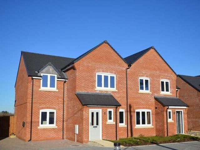 Station Road, Quainton, 4 Bedroom Semi detached